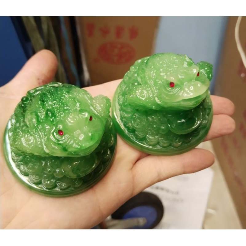 lucky cute jade money frog fengshui display | Shopee Philippines