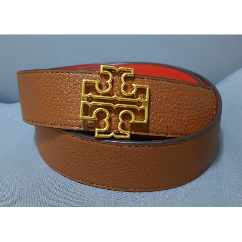 Tory Burch Reversible Britten Logo Belt 1 1/2 Inch In Classic Tan/Poppy ...