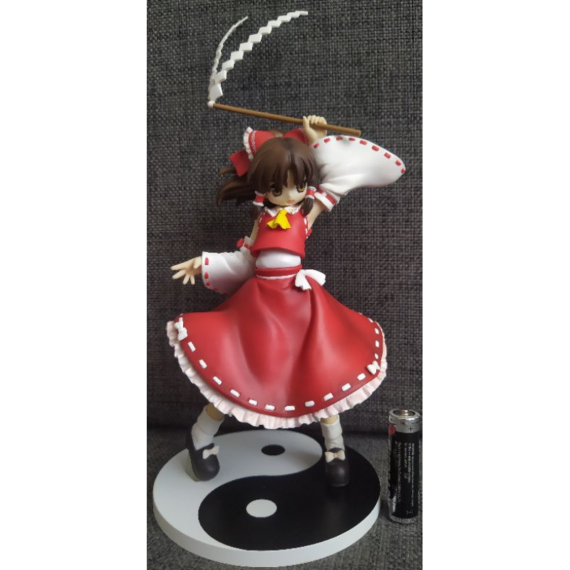 Reimu Hakurei from the Touhou Gensou Retsuden 01 Project Anime Figure ...