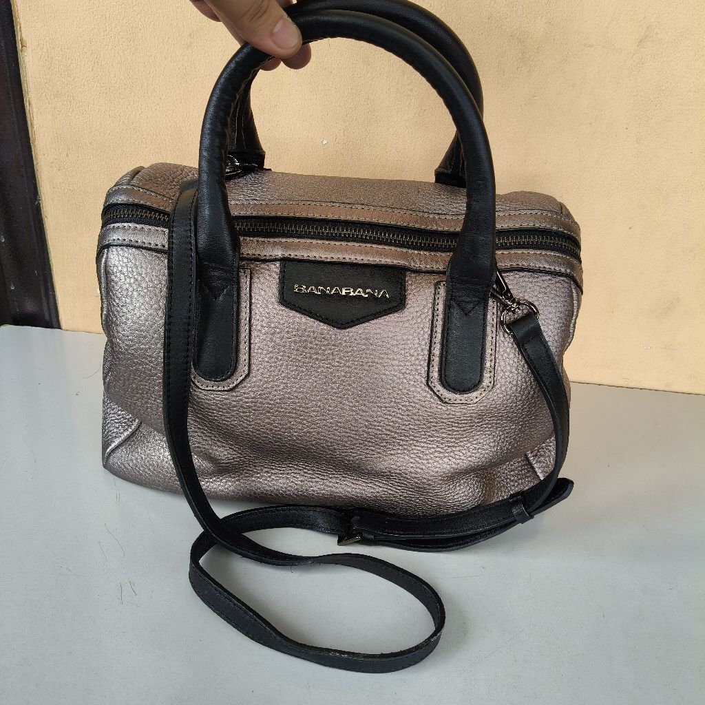 Bana Bana Silver Gray Metallic Doctor's Bag Preloved 057 | Shopee ...
