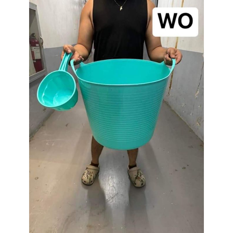 Minimalist Multipurpose Bucket (Pail) with Dipper Set | Shopee Philippines