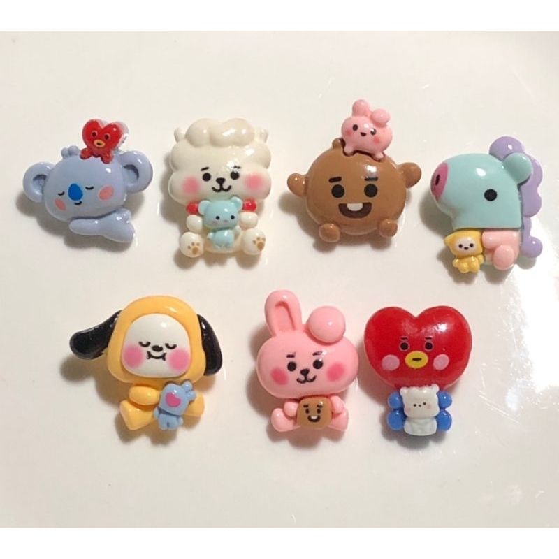 BTS BT21 Brooch clip | Shopee Philippines