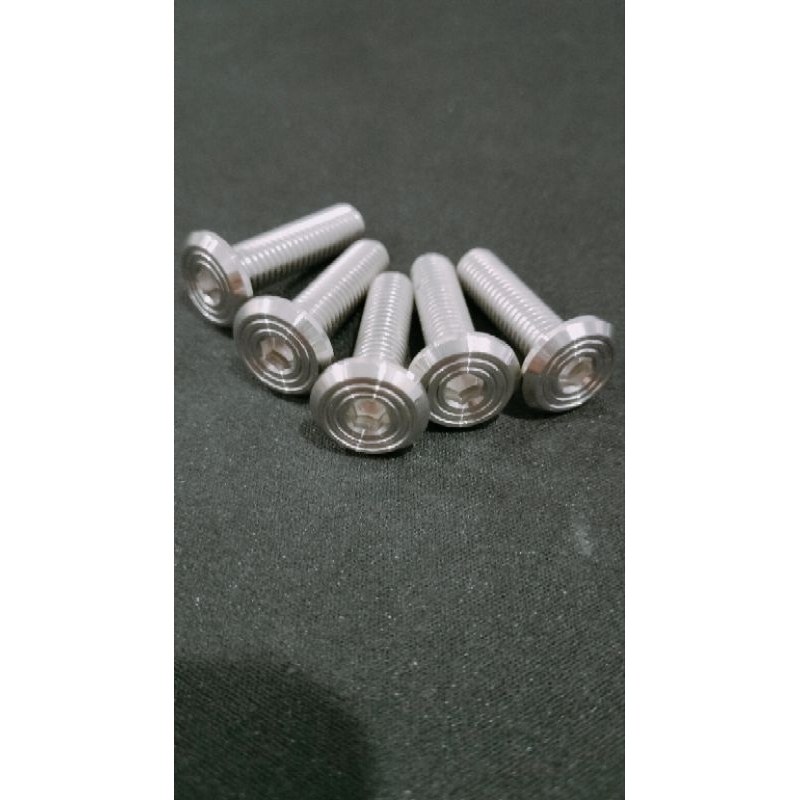 Concave bolts 8x15 - 8x40 1pc only | Shopee Philippines