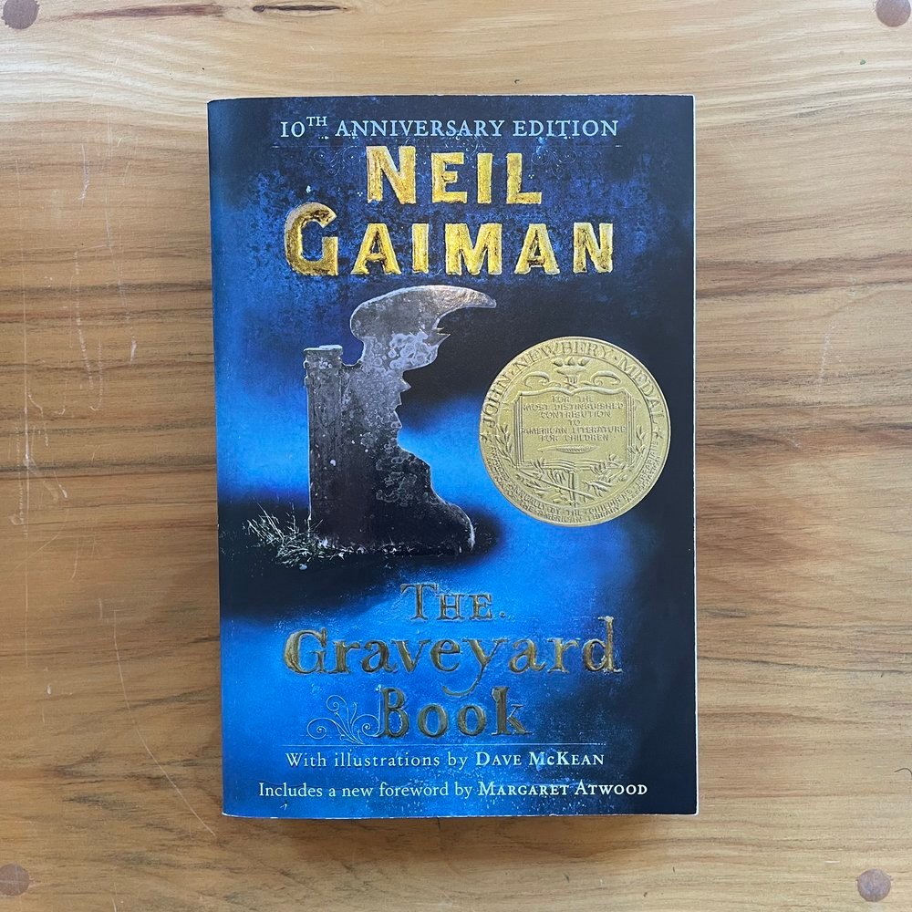 The Graveyard Book by Neil Gaiman | Shopee Philippines