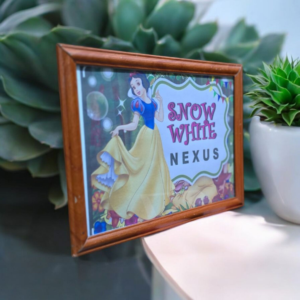 SNOW WHITE TRIO colored picture frame | Shopee Philippines