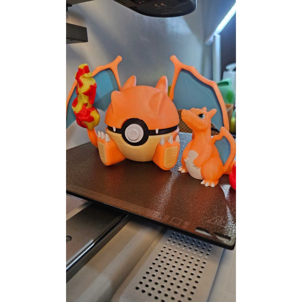 Charizard Pokeball Pokémon Cute Charizard Pokeball Scaled Charizard ...