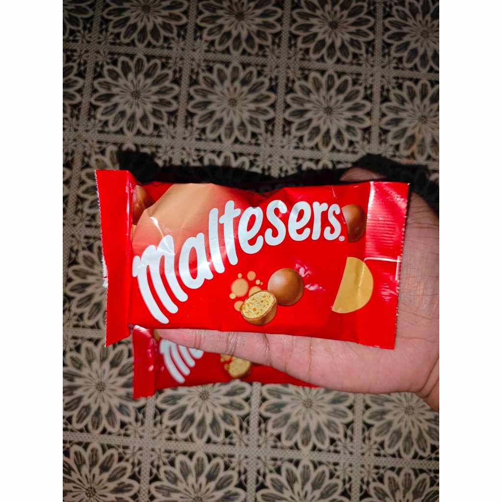 MALTESERS Chocolate Balls 37g - Crisp Malt Centres Covered With Smooth ...