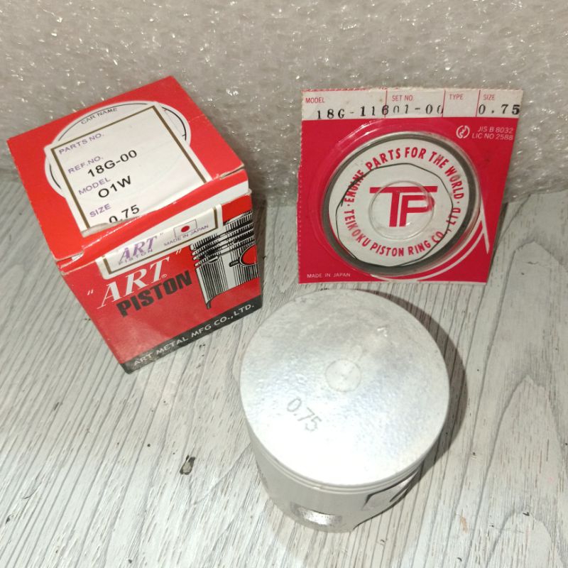 YAMAHA DT 125 - PISTON W/ PISTON RING SIZE: 0.75 ART/TP ORIG. MADE IN ...