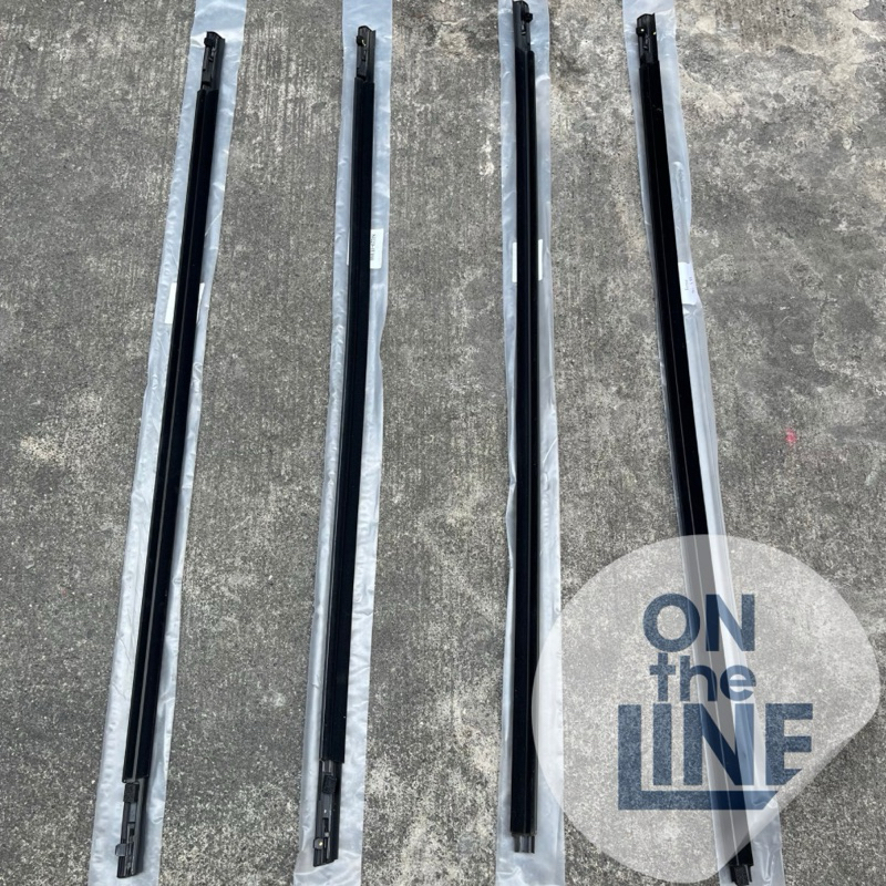 Accent 2011 2012 2013 2014 2015 2016 2017 weatherstrip outer channel ...