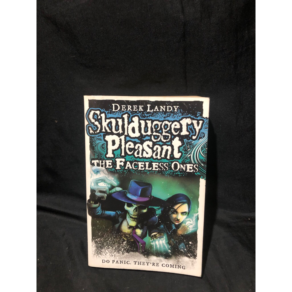Skulduggery Pleasant The Faceless Ones by: Derek Landry | Shopee Philippines