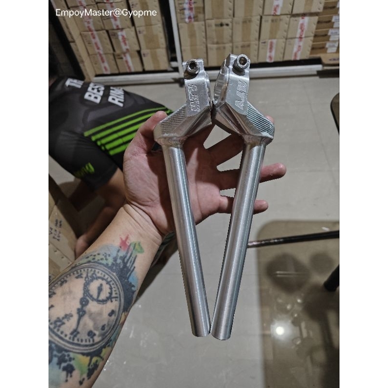 MTV alloy universal cnc handle bar. raider carb & fi, rs 125 & 150, xrm ...