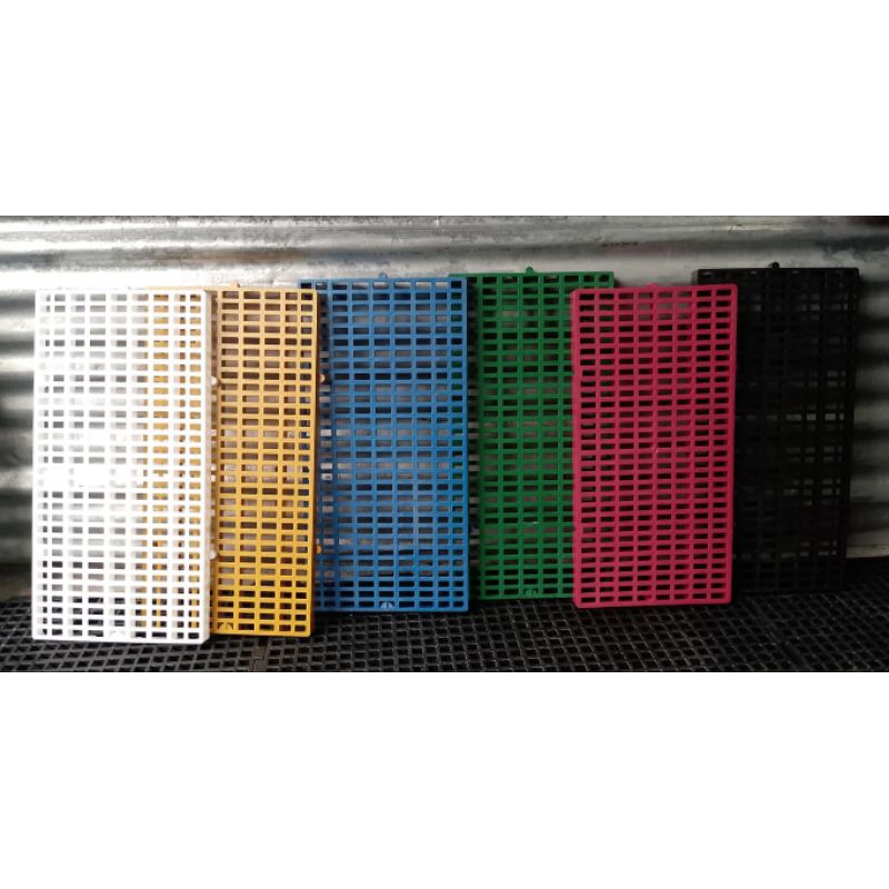 1x2 plastic matting, 1ft.x2ft. plastic matting, matting for dog cages ...