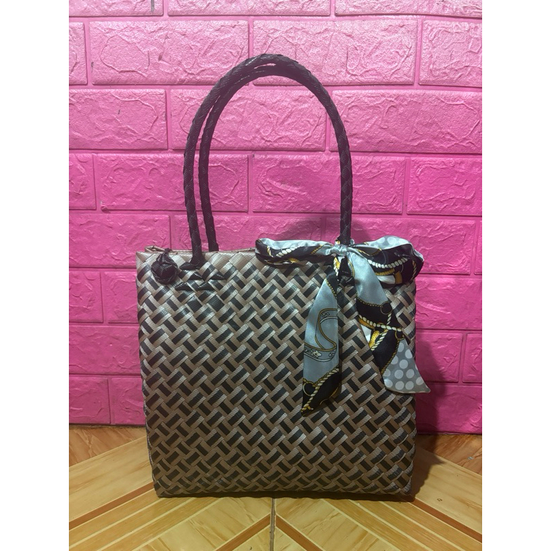 So-chic Modern Bayong women Bag insert design medium size | Shopee ...