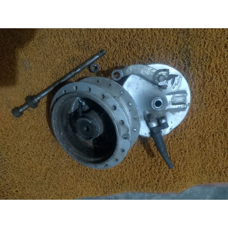 Bajaj CT100 front and rear hub surplus | Shopee Philippines