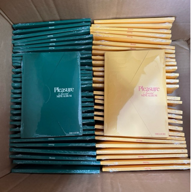 (Onhand & Sealed) TREASURE [Pleasure] Special Mini Photobook Album ...