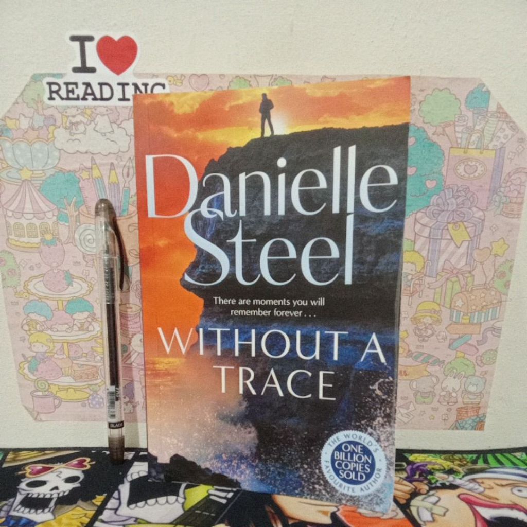 Danielle Steel Without a Trace Tpb preloved | Shopee Philippines