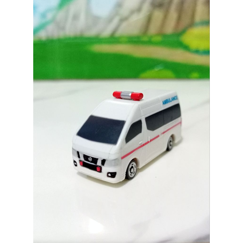 Pocket TOMICA Toy Car (Nissan NV350 Ambulance) Japan Surplus Collection ...