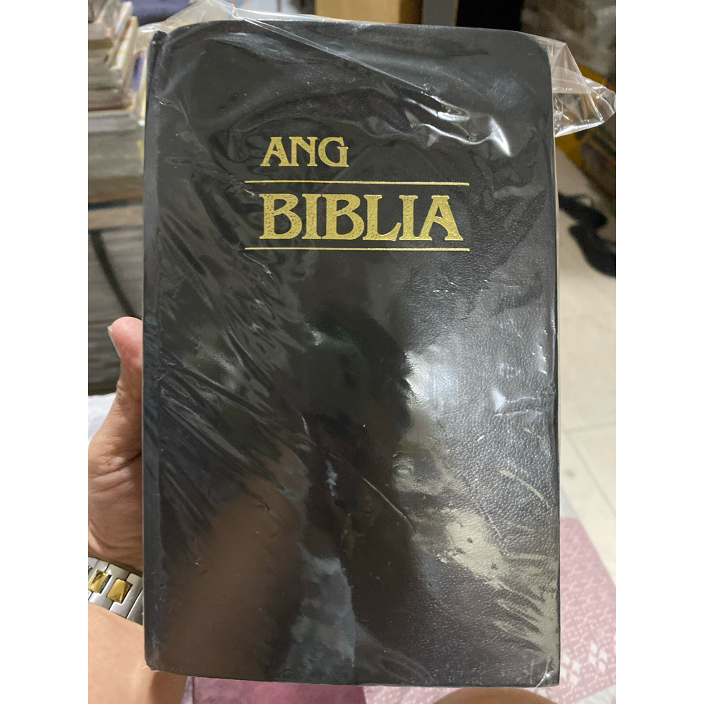 Ang Biblia Tagalog Philippine Bible study | Shopee Philippines