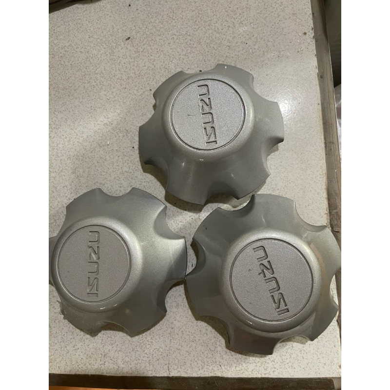 Isuzu center cap 3 pcs | Shopee Philippines