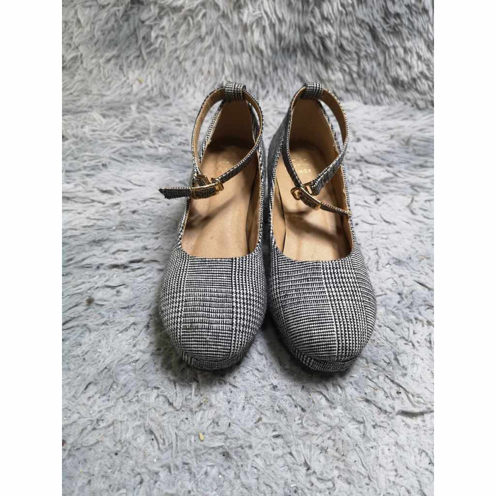 Gray Plaid Ankle Strap Block Heels | Shopee Philippines