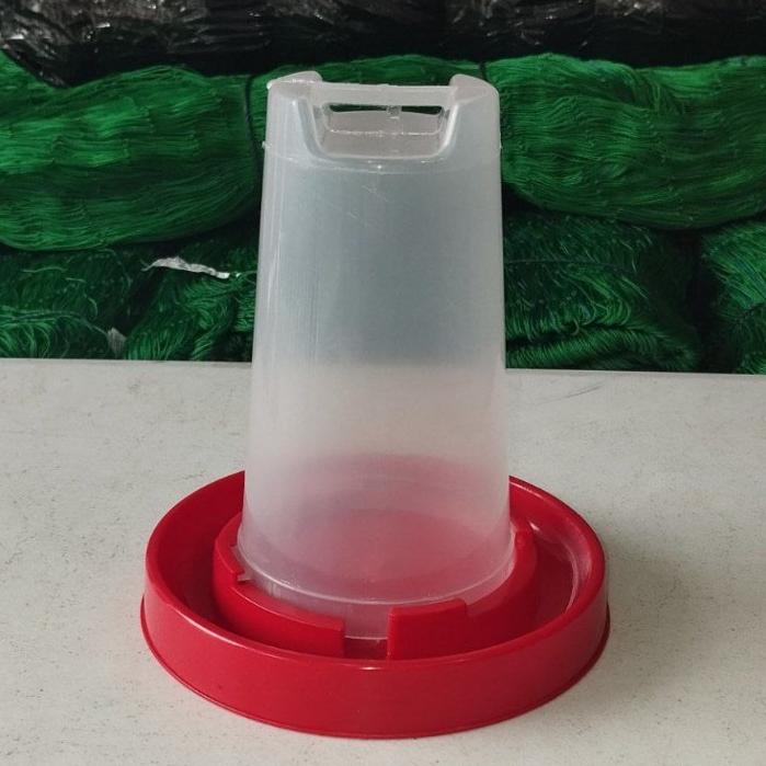 Waterer Drinker for Chicken Poultry / Water Feeder Durable | Shopee ...
