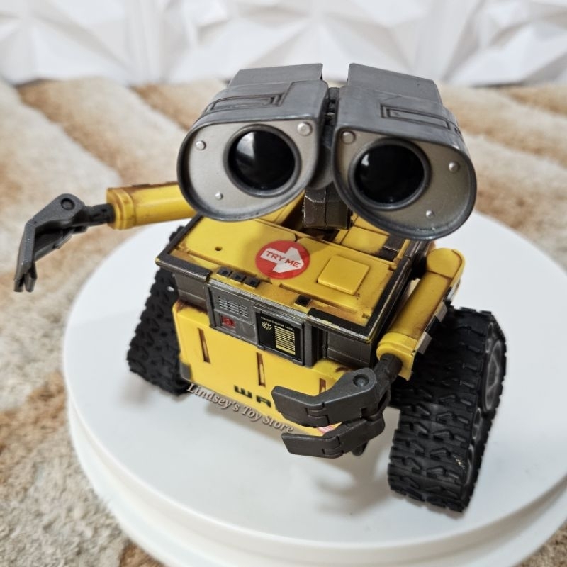 Disney Pixar iDance Wall-E Electronic Toy by Thinkway, Dancing Talking Wall-e, 6 inches ...