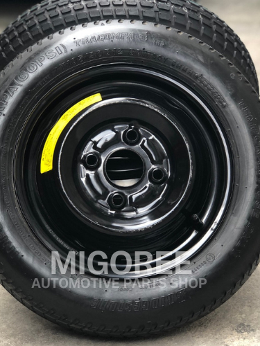 Donut tire with Spindle - Complete set Spindle - Axel - Bearing ...