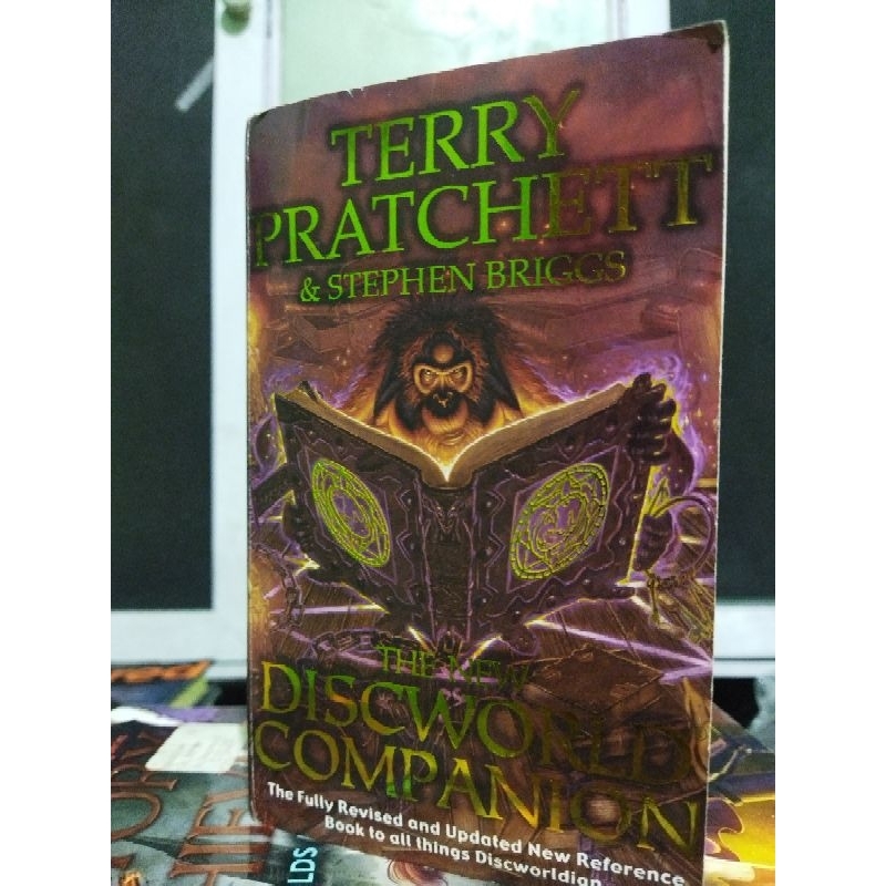 [USED|MMPB] THE NEW DISCWORLD COMPANION by TERRY PRATCHETT, STEPHEN BRIGGS (FANTASY, RARE ...
