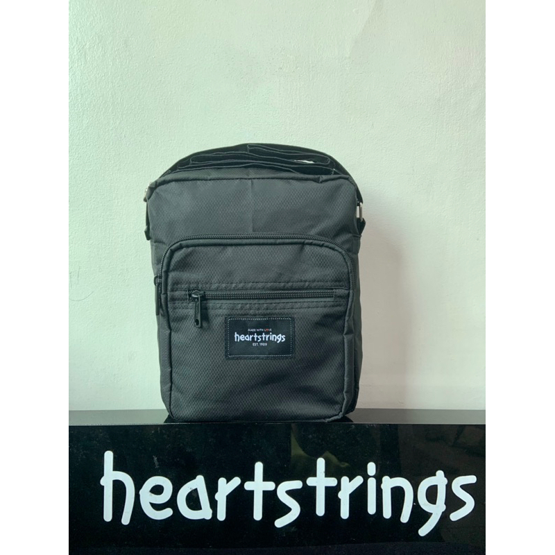 Heartstrings Arthur bodybag | Shopee Philippines