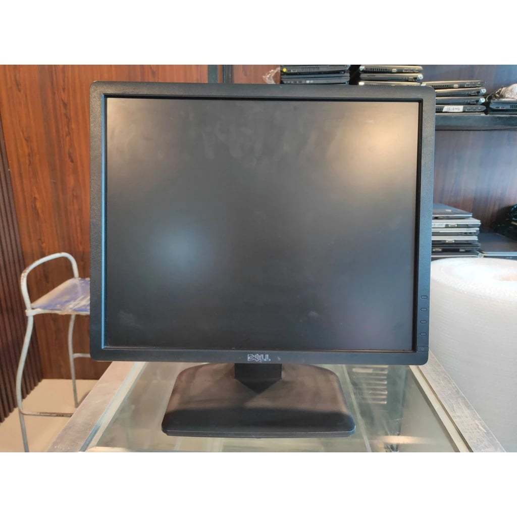 17-Inch Square Monitor ASSORTED BRAND FREE powercord and VGA cable ...