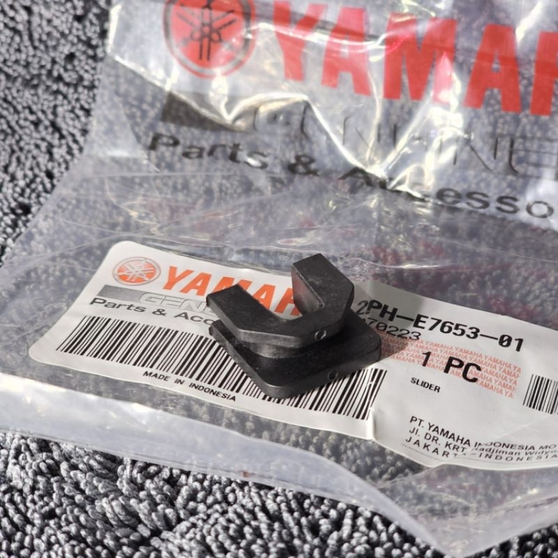 Yamaha Genuine [Per Piece] Pulley Slider Piece AEROX NMAX V1 V2 MIO I SOUL I 125 GRAVIS GEAR ...