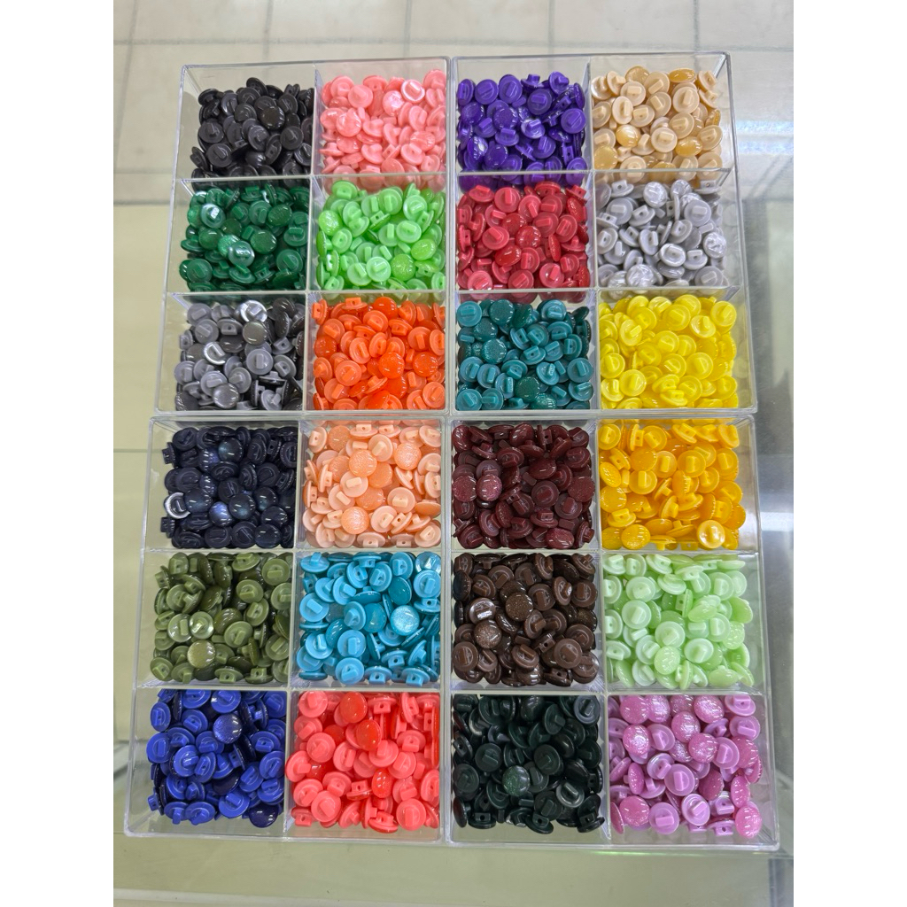 BUTTON BARONG PLAIN 18L SOLD PER PACK (24pieces) | Shopee Philippines