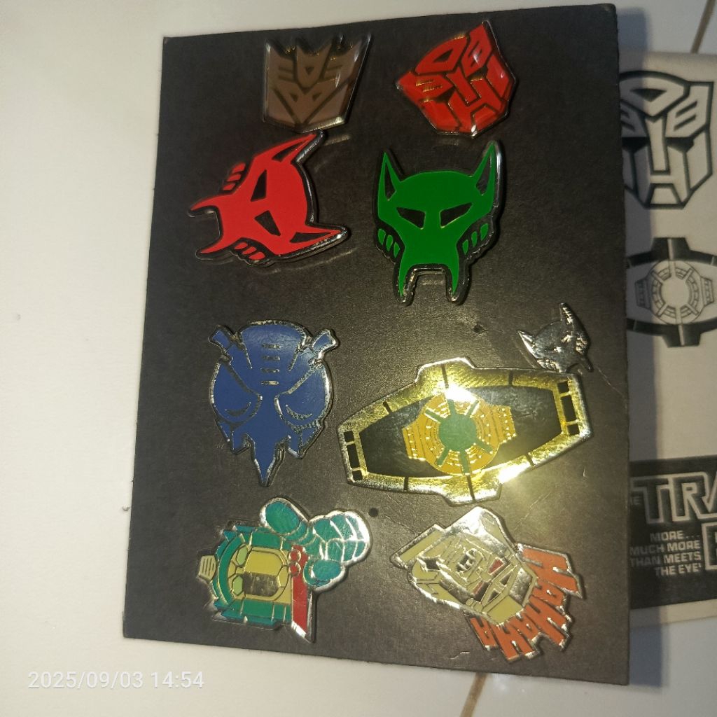 Transformer pin brooches Optimus prime Megatron deceptions autobots ...