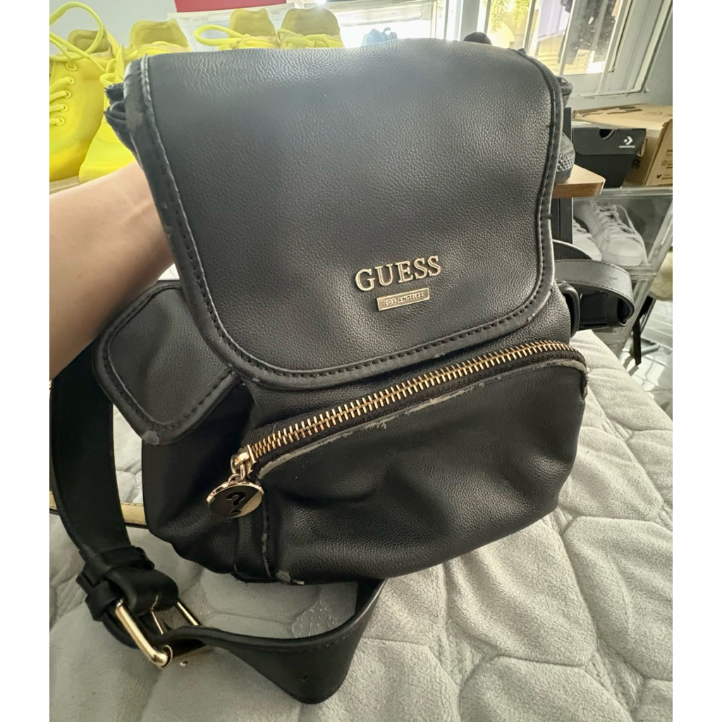 GUESS USED BLACK BACKPACK MINI | Shopee Philippines