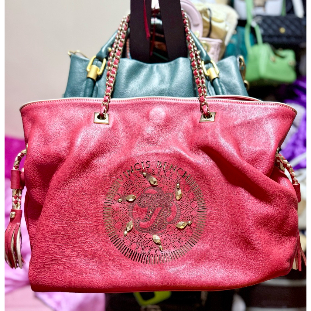 Authentic Vincis Bench Chain Tote Bag | Shopee Philippines