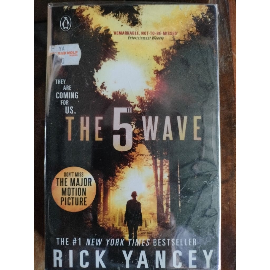The 5th Wave by Rick Yancey. | Shopee Philippines