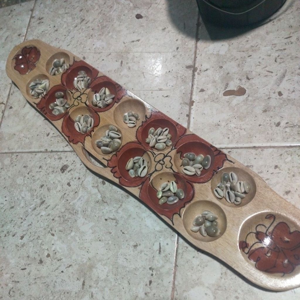 Sungka with Shells / traditional educational Filipino game / Complete ...