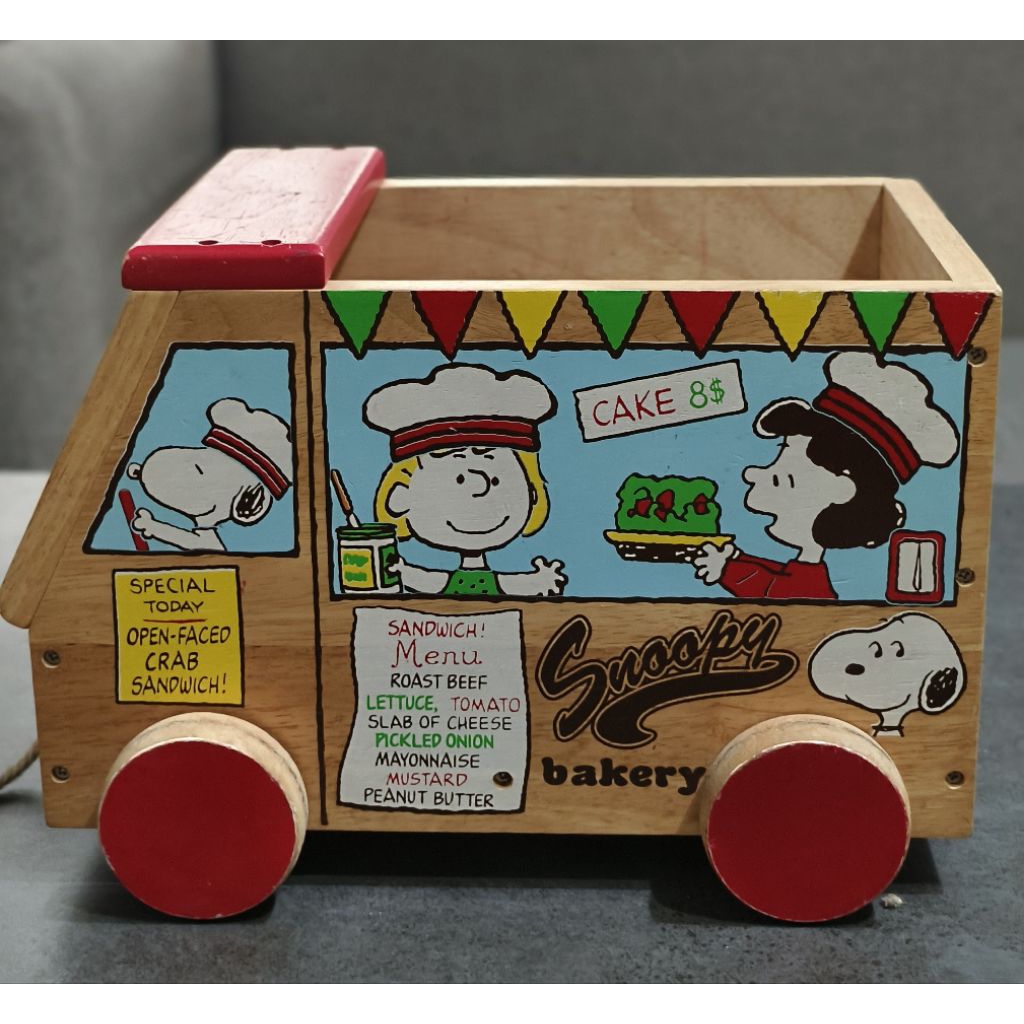 Snoopy wooden pull along toy | Shopee Philippines