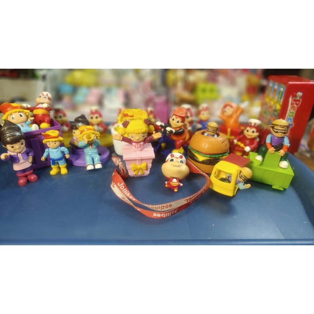 Jollibee kiddy meal toy yum, popo,Hetty action figure | DC Justice ...