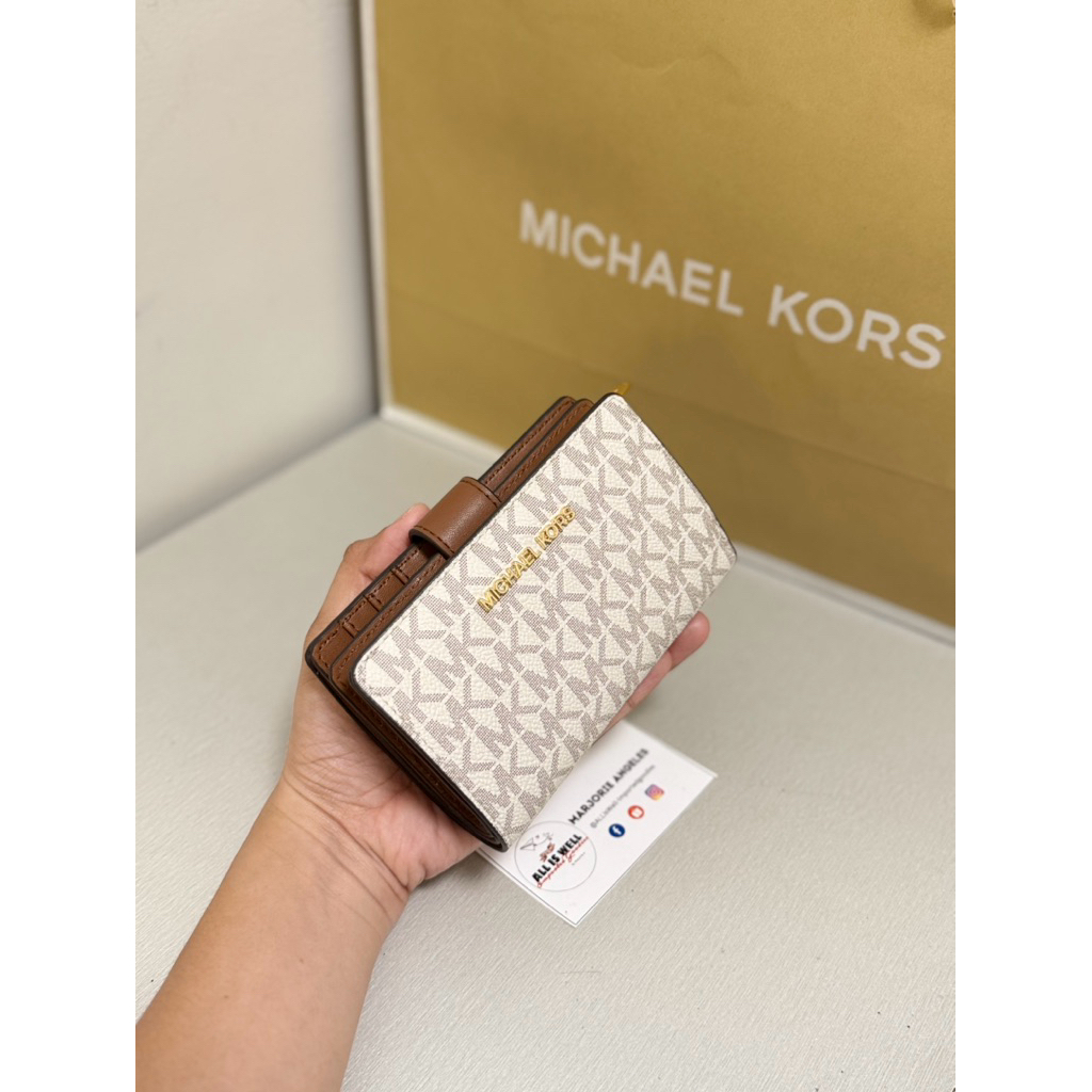 Mk Vanilla Wallet