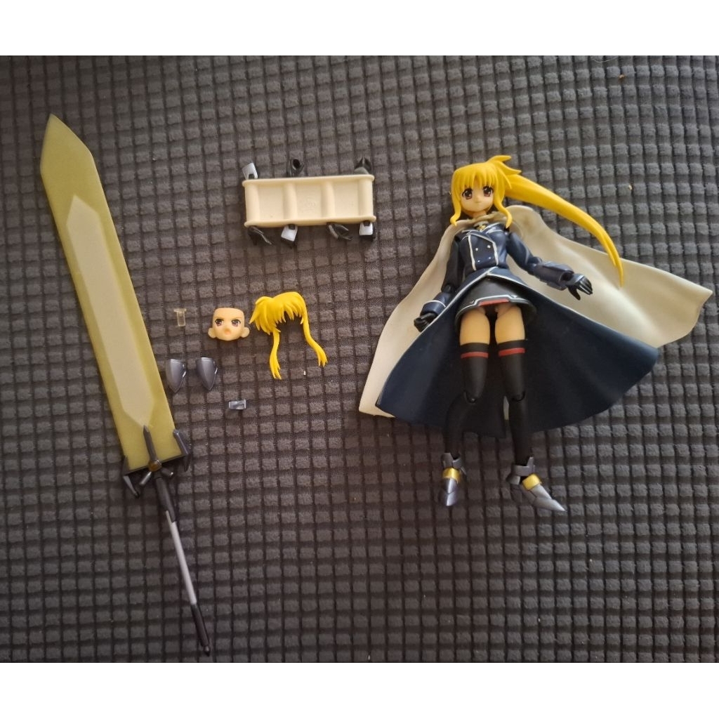 Max Factory Fate T Harlaown figma 009 Magical girl lyrical Nanoha (As ...