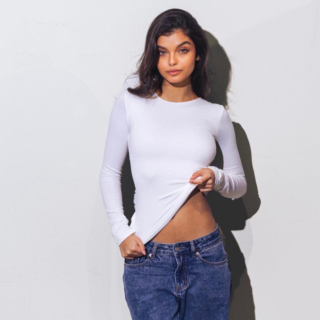 Mera Olga Long Sleeve T-Shirt Slim-fitting Crew Neck Womenswear Soft ...