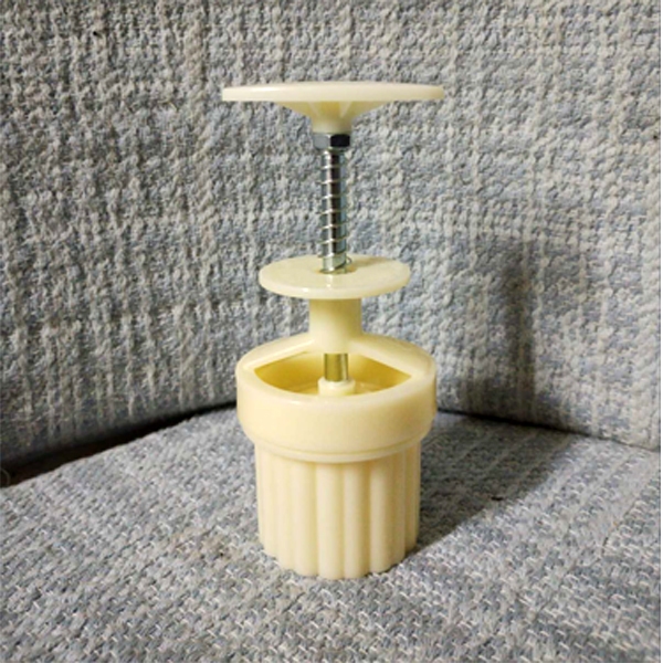 Handheld Spring-Loaded Pastry Press with Flower Molds | Shopee Philippines