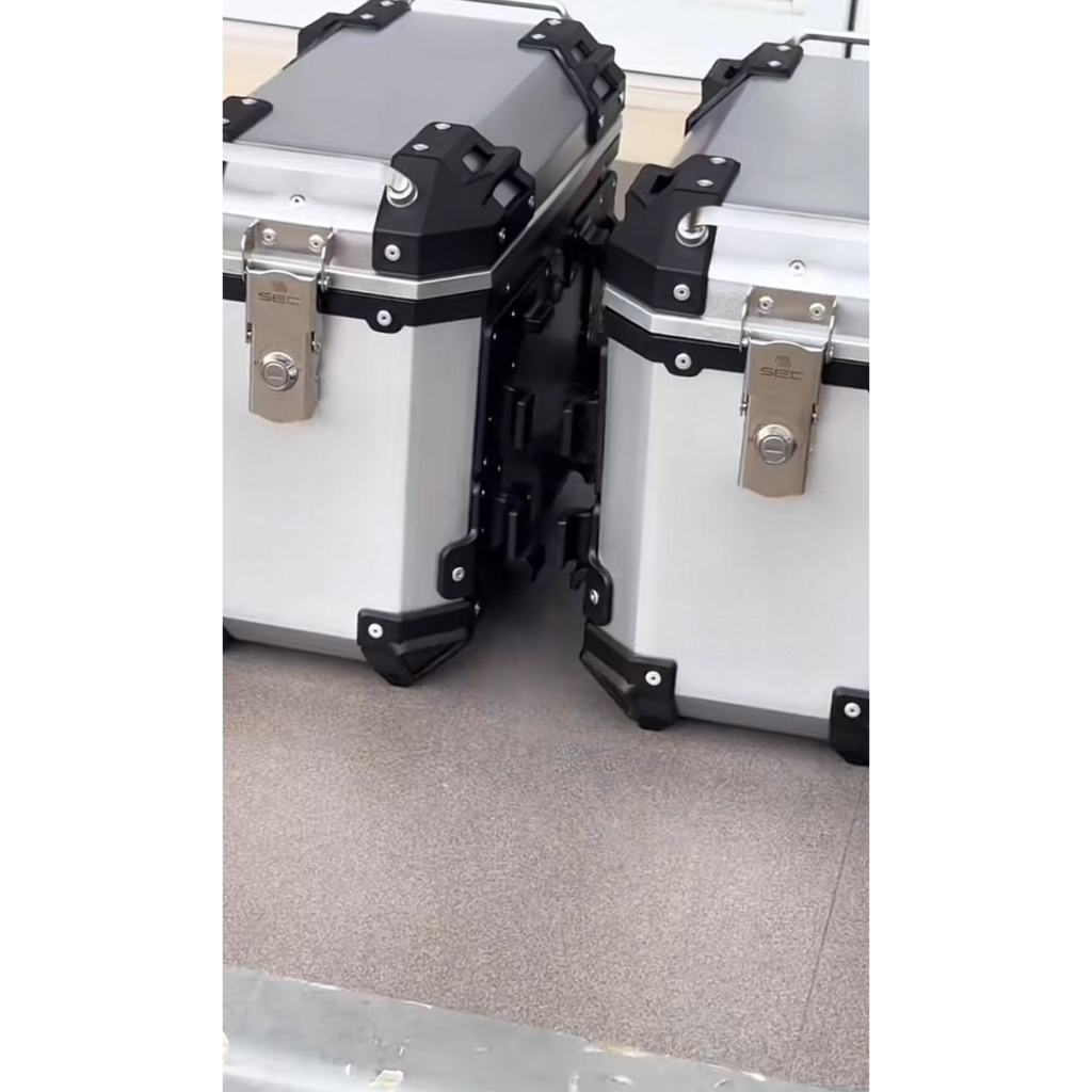Original pair of Borske motorcycle side boxes | Shopee Philippines
