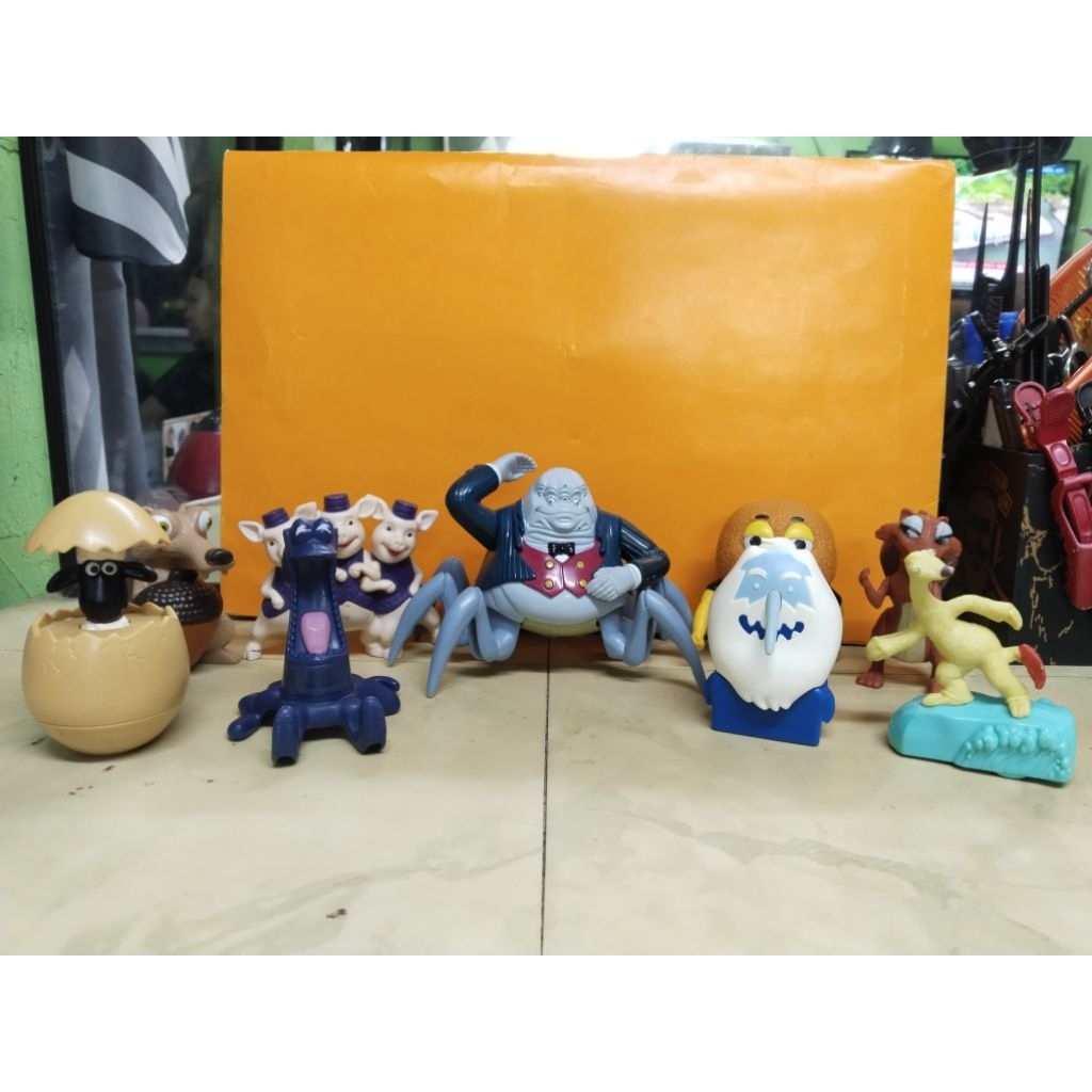 #50 Assorted Mcdo Character Action Figure | Shopee Philippines