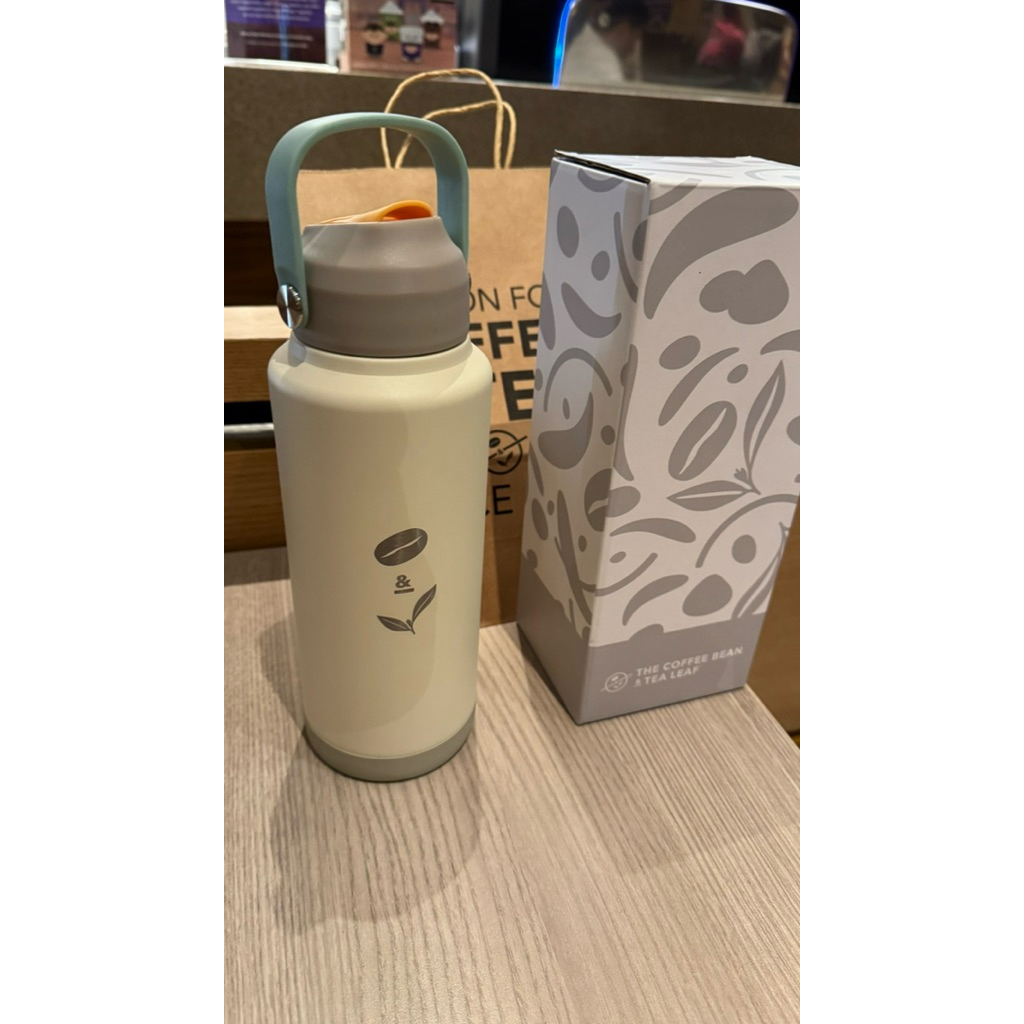 CBTL Limited Edition Holiday Tumblers | The Coffee Bean & Tea Leaf 2025 ...