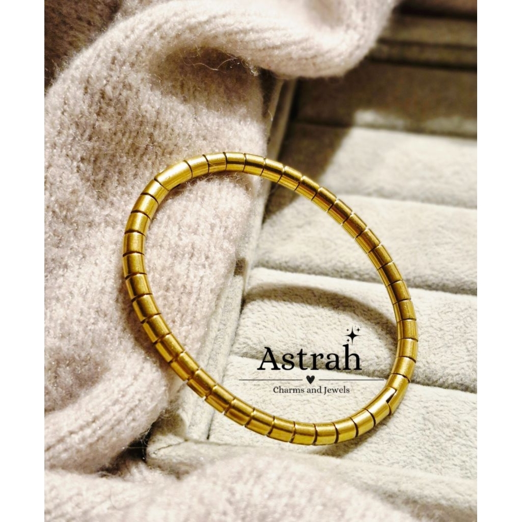 Astrah - Dainty Bangle Bracelet Non Tarnish Stainless Steel Gold for ...