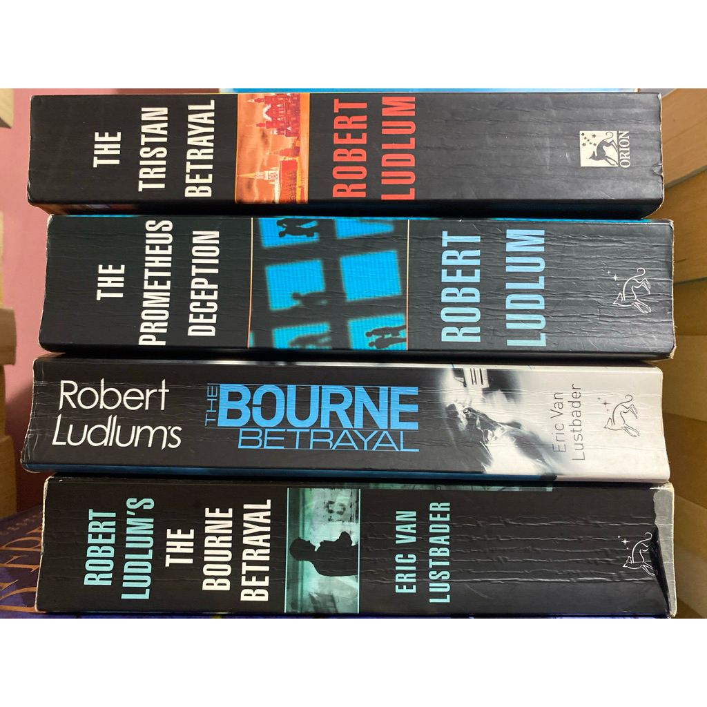Robert Ludlum Books - Thriller, Action, Spy Fiction | Shopee Philippines