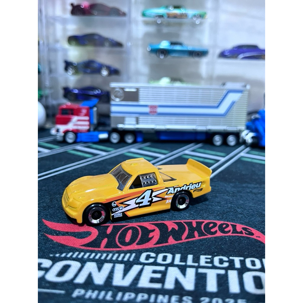 AMARI HOTWHEELS LOOSE CARS ALL STOCK DISPLAY INALIS LANG SA CARD ...
