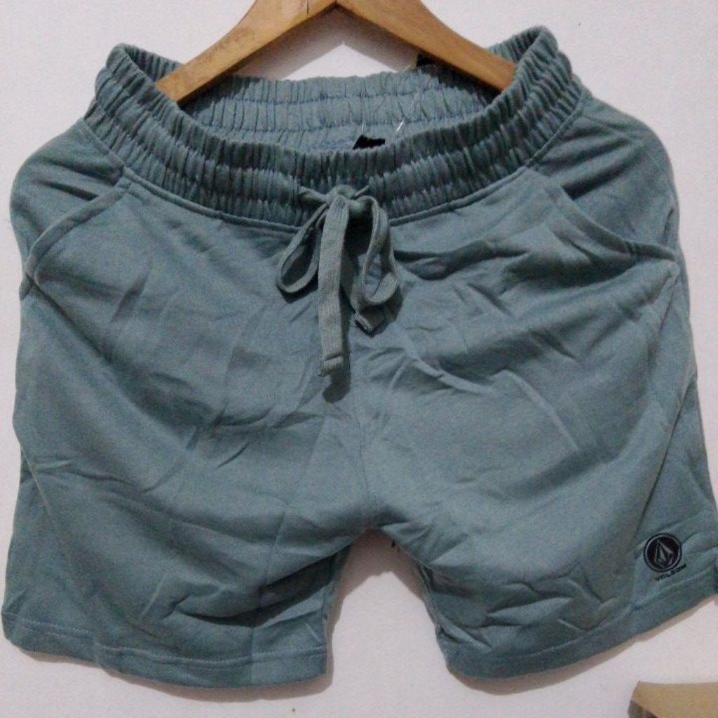 VOLCOM and WAFFLE SHORTS FOR UNISEX ORIGINAL OVERRUNS | Shopee Philippines